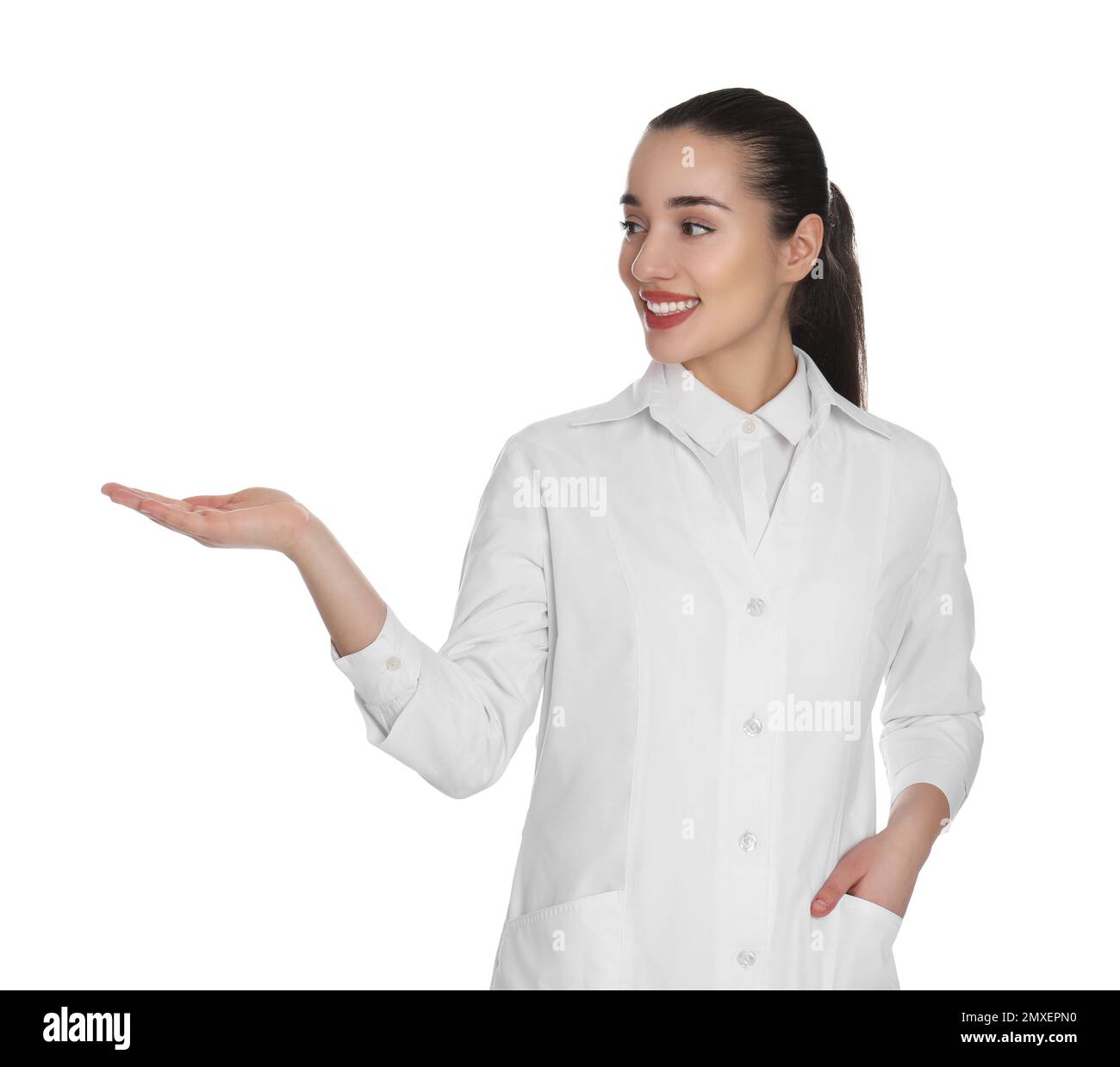 Woman in lab coat hi-res stock photography and images - Alamy