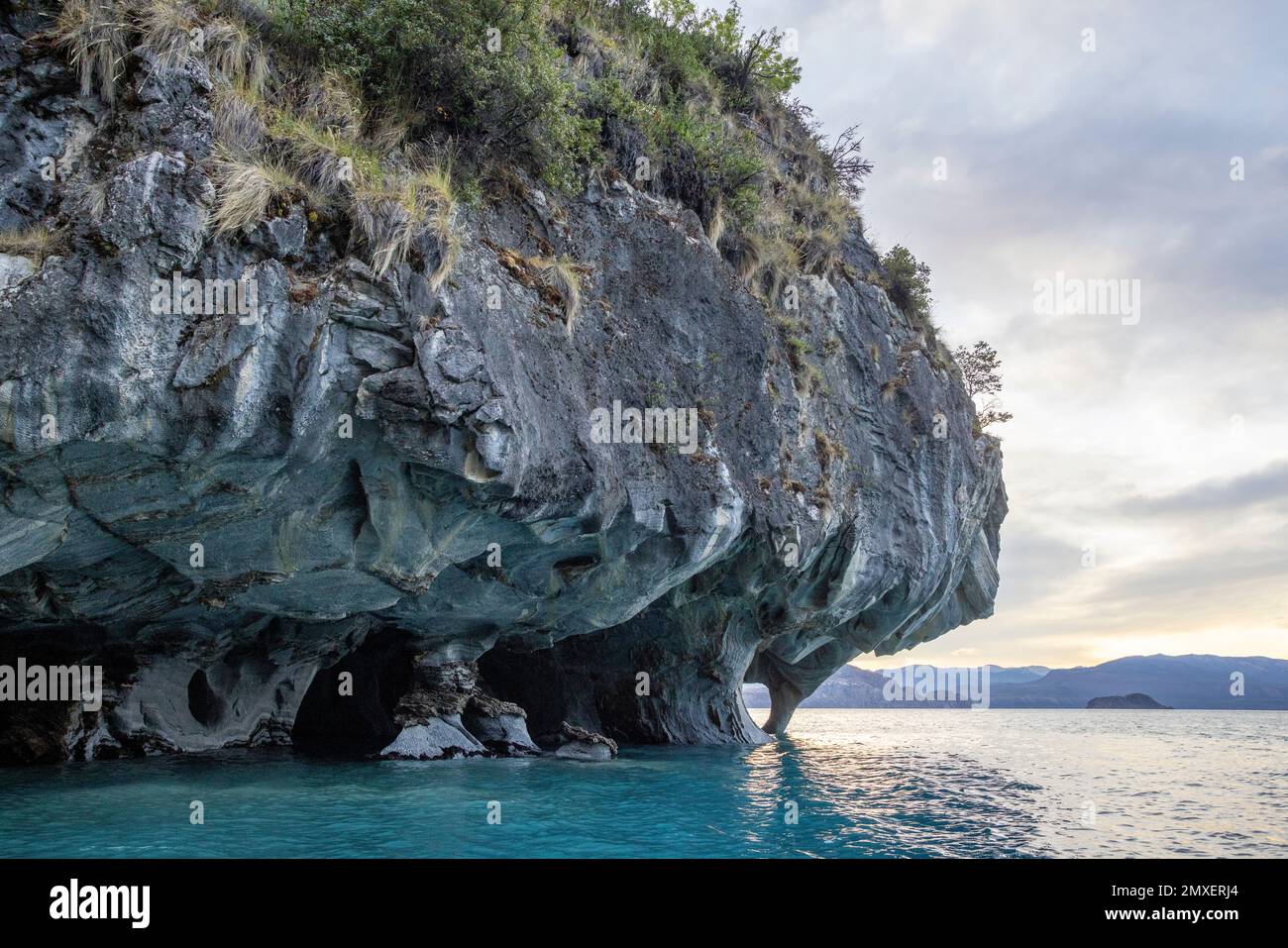 Kayak tour around the famous marble caves Catedral de Marmol, Capilla ...