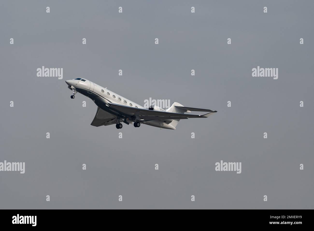 Gulfstream g600 hi-res stock photography and images - Alamy