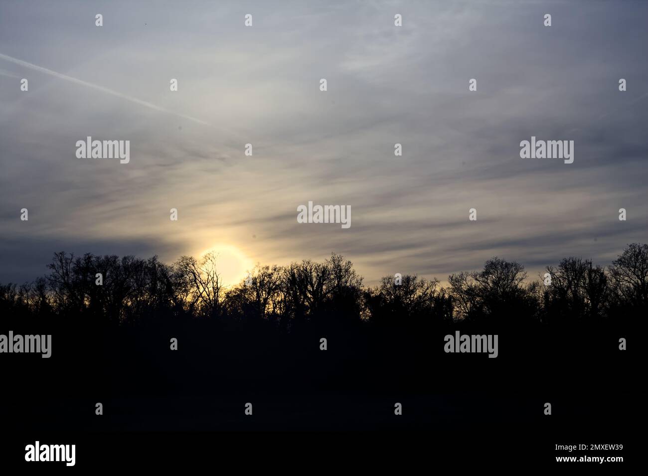 Weather overcast evening twilight hi-res stock photography and images ...