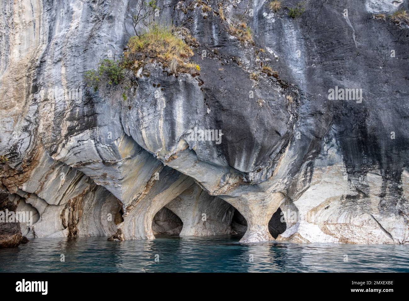 Kayak tour around the famous marble caves Catedral de Marmol, Capilla ...