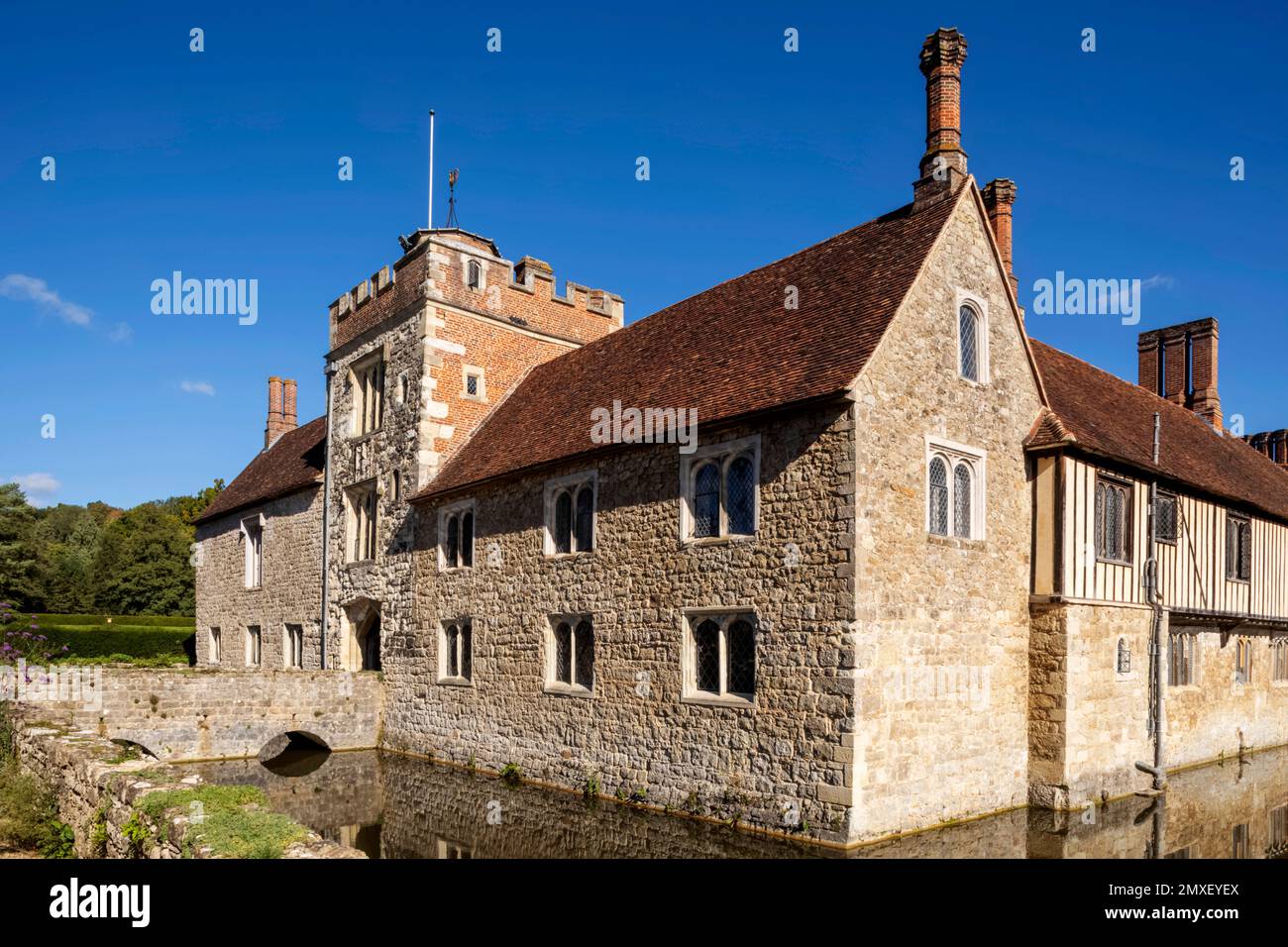 England, Kent, Sevenoaks, Ightham Mote, 14th century Moated Manor House ...