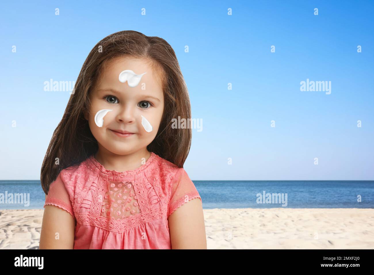 Child sun cream face hi-res stock photography and images - Alamy