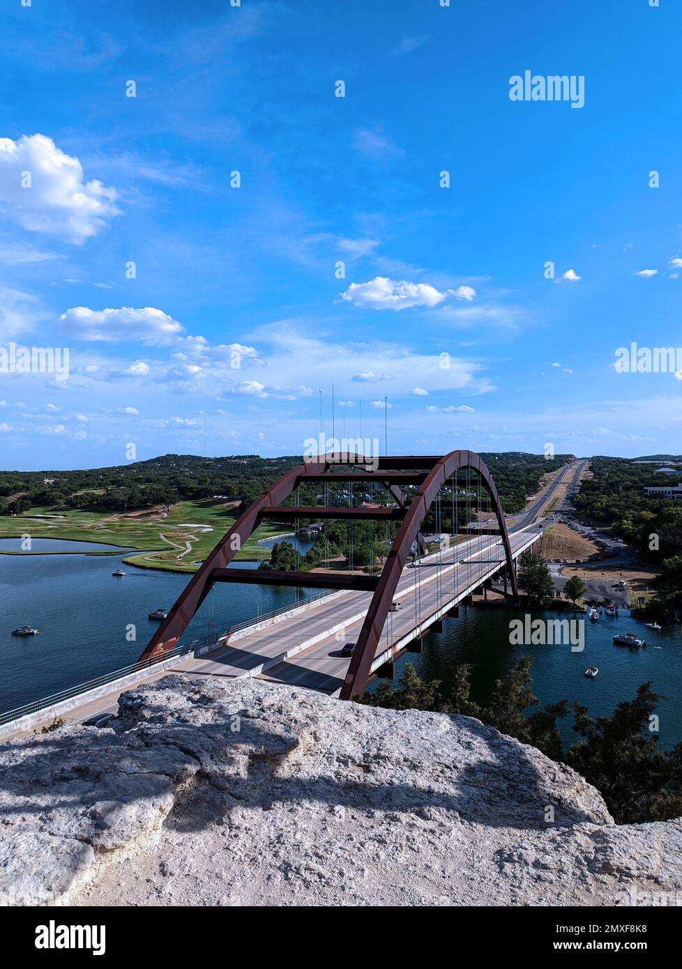 Vertical shot modern suspension hi-res stock photography and images - Alamy