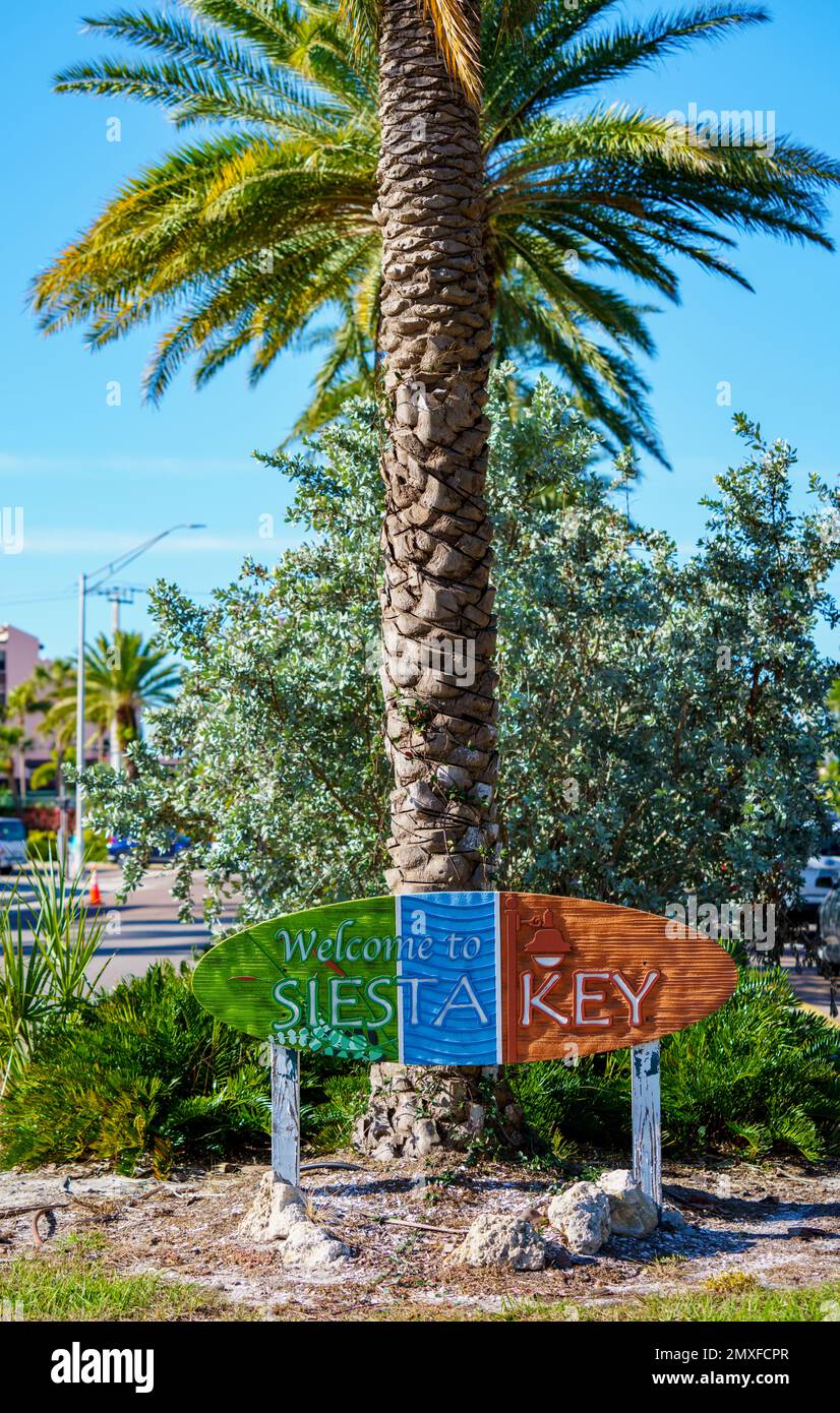 Siesta sign hi-res stock photography and images - Alamy