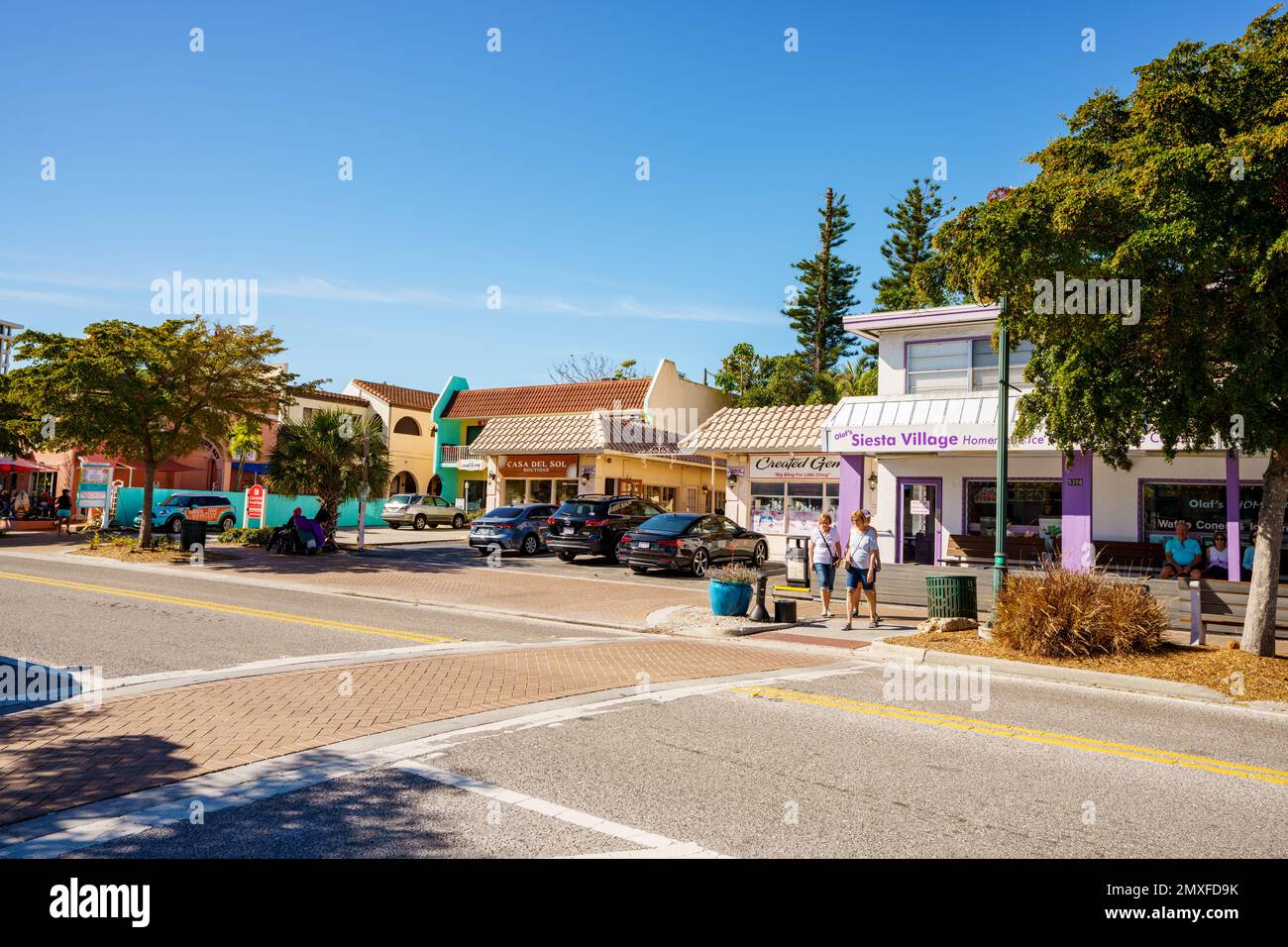 Siesta Key, FL, USA - January 30, 2023: Photo of tourist hotspot shops ...
