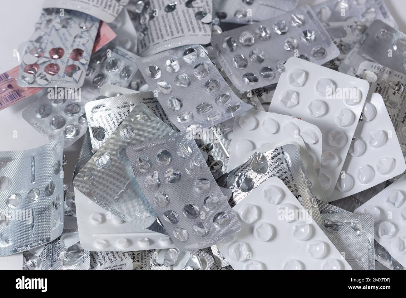 Detailed blister pack hi-res stock photography and images - Alamy