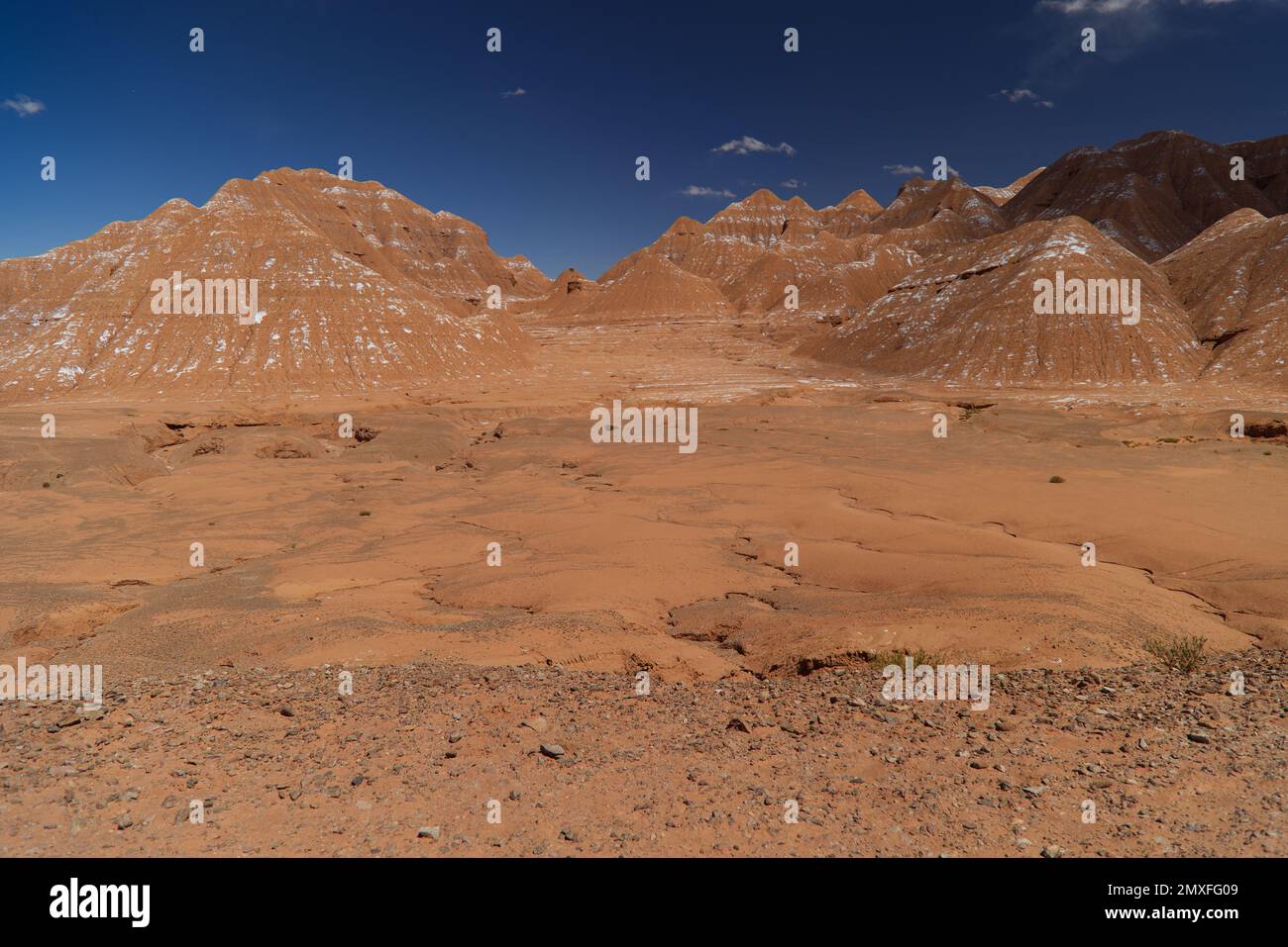 The clay formations of the Labyrinth desert in the Puna of Argentina ...