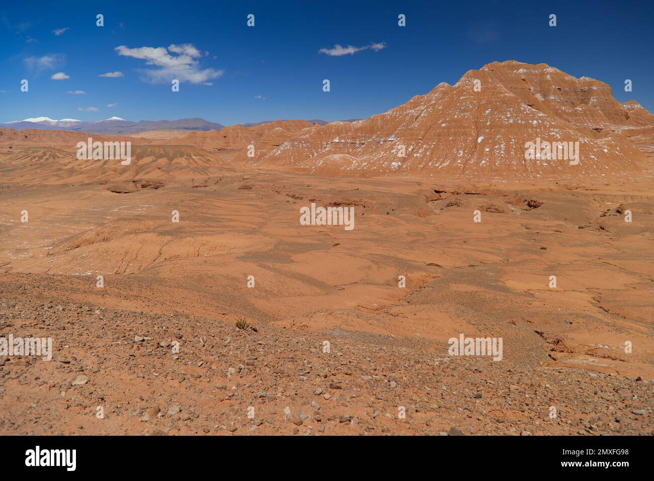 The clay formations of the Labyrinth desert in the Puna of Argentina ...