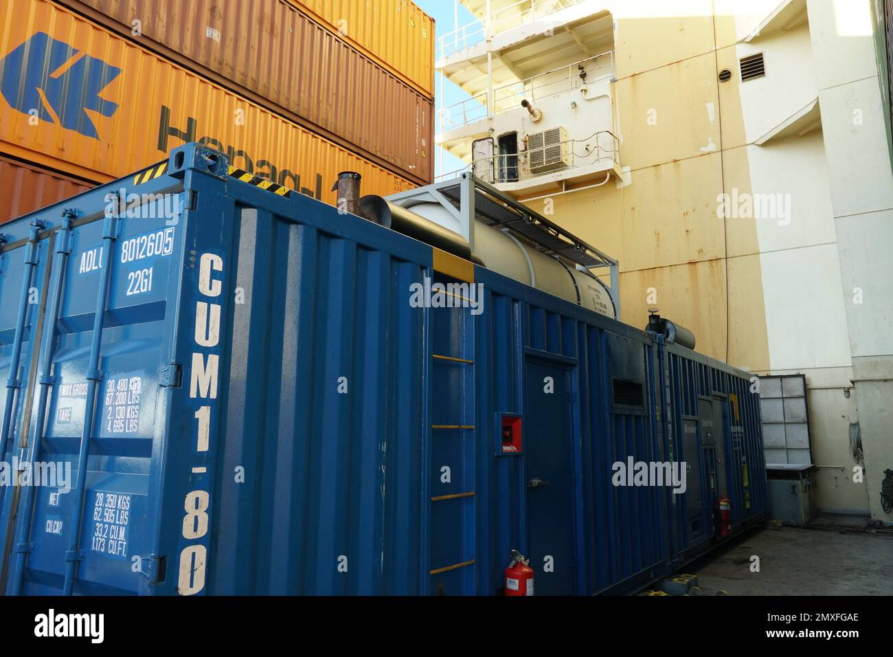 Iso tank container hi-res stock photography and images - Alamy
