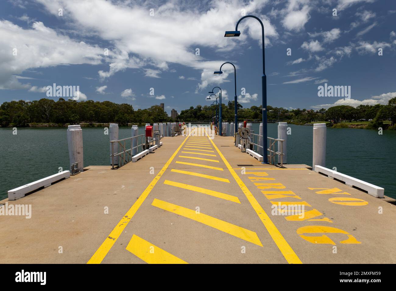 A Fuelling dock at Gladstone Marina, Callemondah, Queensland Stock ...