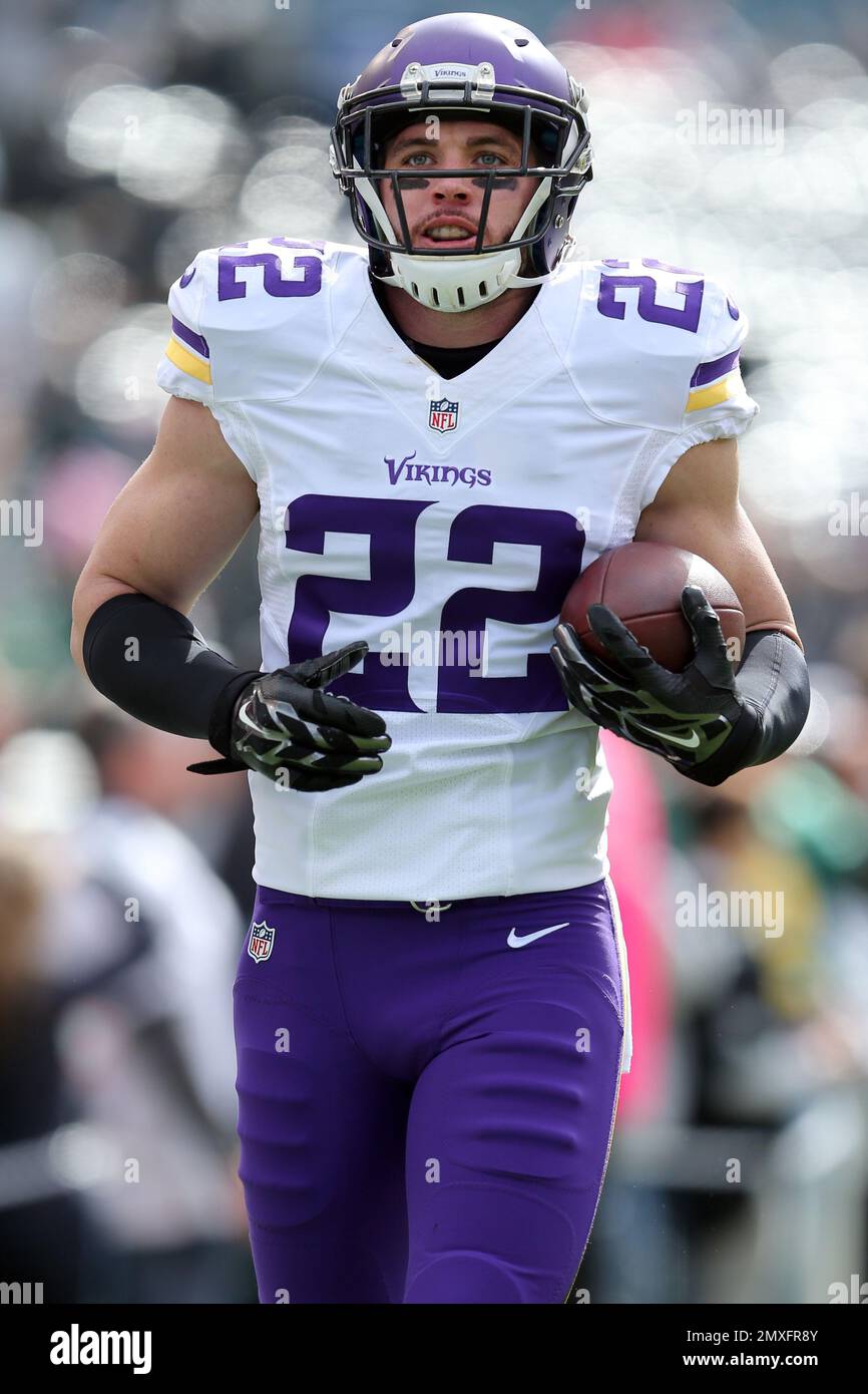 Minnesota Vikings safety Harrison Smith (22) warms up before an NFL ...