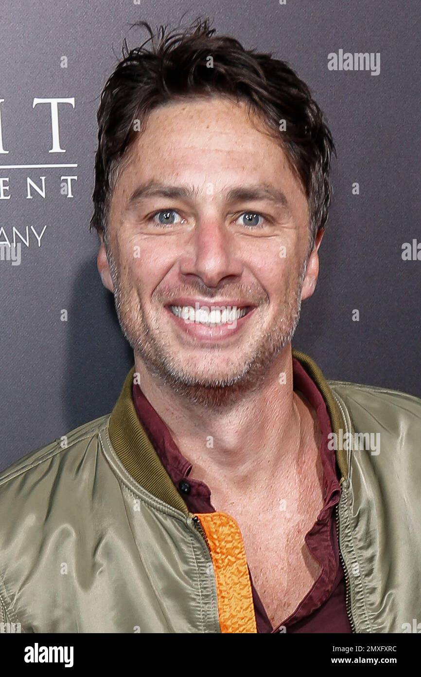 Zack Braff arrives at the LA Special Screening of "Hacksaw Ridge" at ...