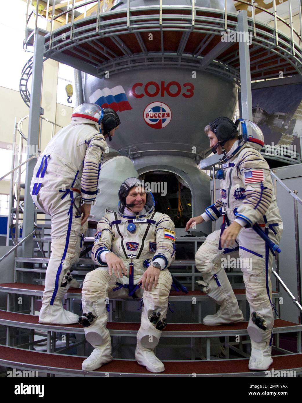 From left, ESA French astronaut Thomas Pesquet, Russian cosmonaut Oleg ...