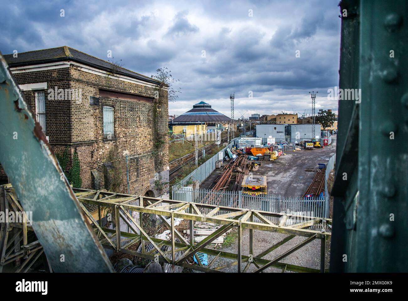 Roundhouse camden hi-res stock photography and images - Alamy