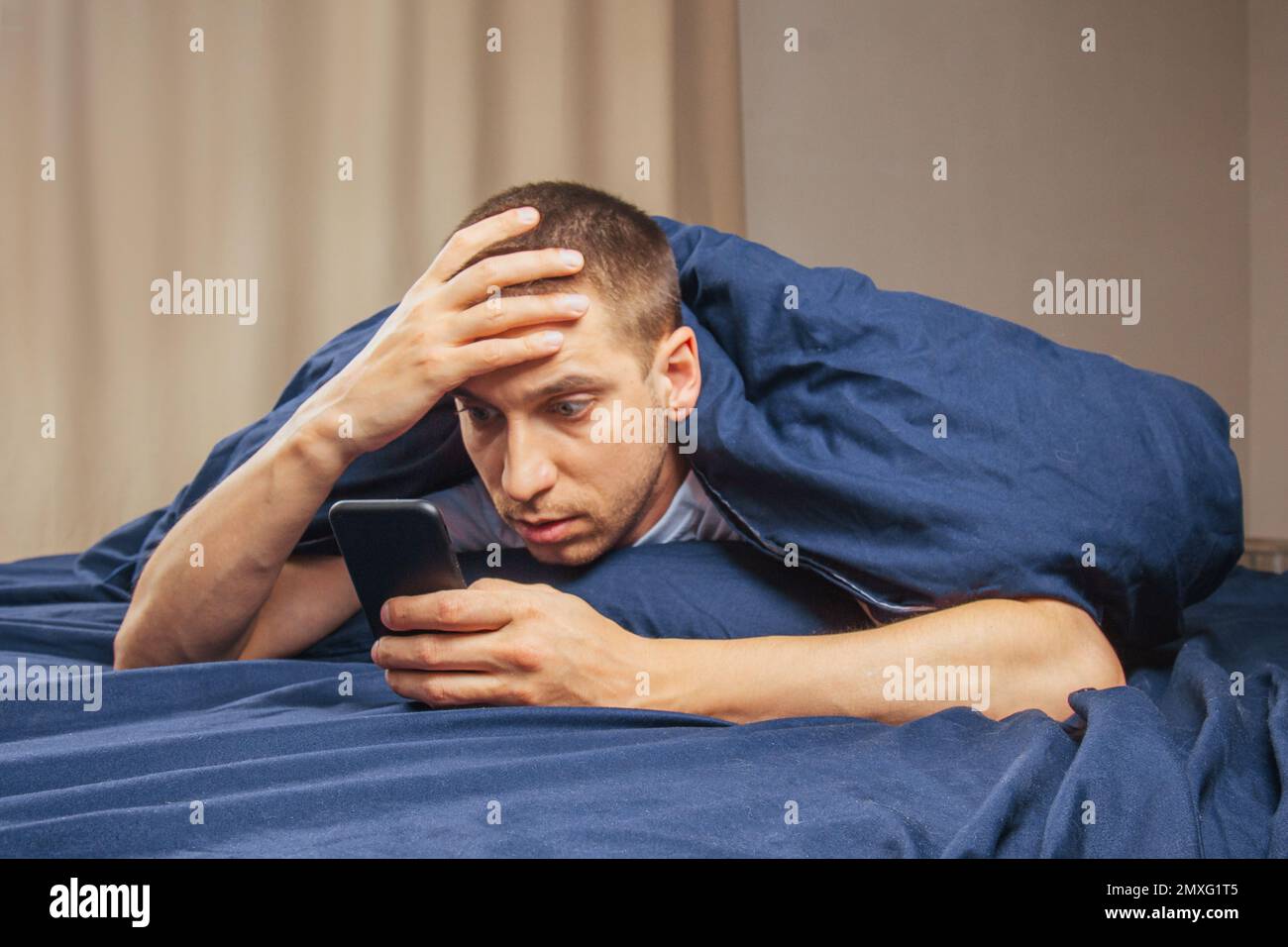 Missed call notification hi-res stock photography and images - Alamy