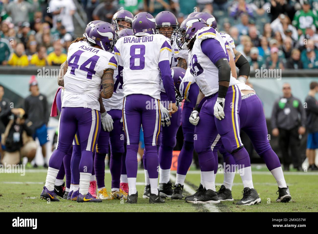 Minnesota Vikings quarterback Sam Bradford (8) huddles up his team ...
