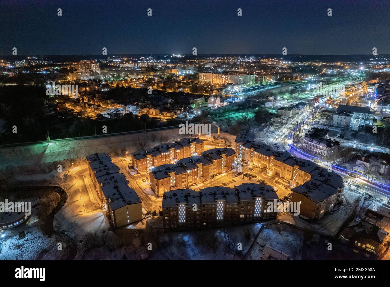 Night footage winter city landscape hi-res stock photography and images ...