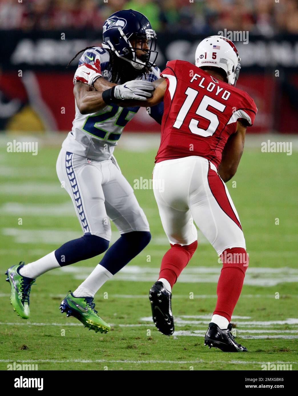 Arizona Cardinals wide receiver Michael Floyd (15) and Seattle Seahawks ...