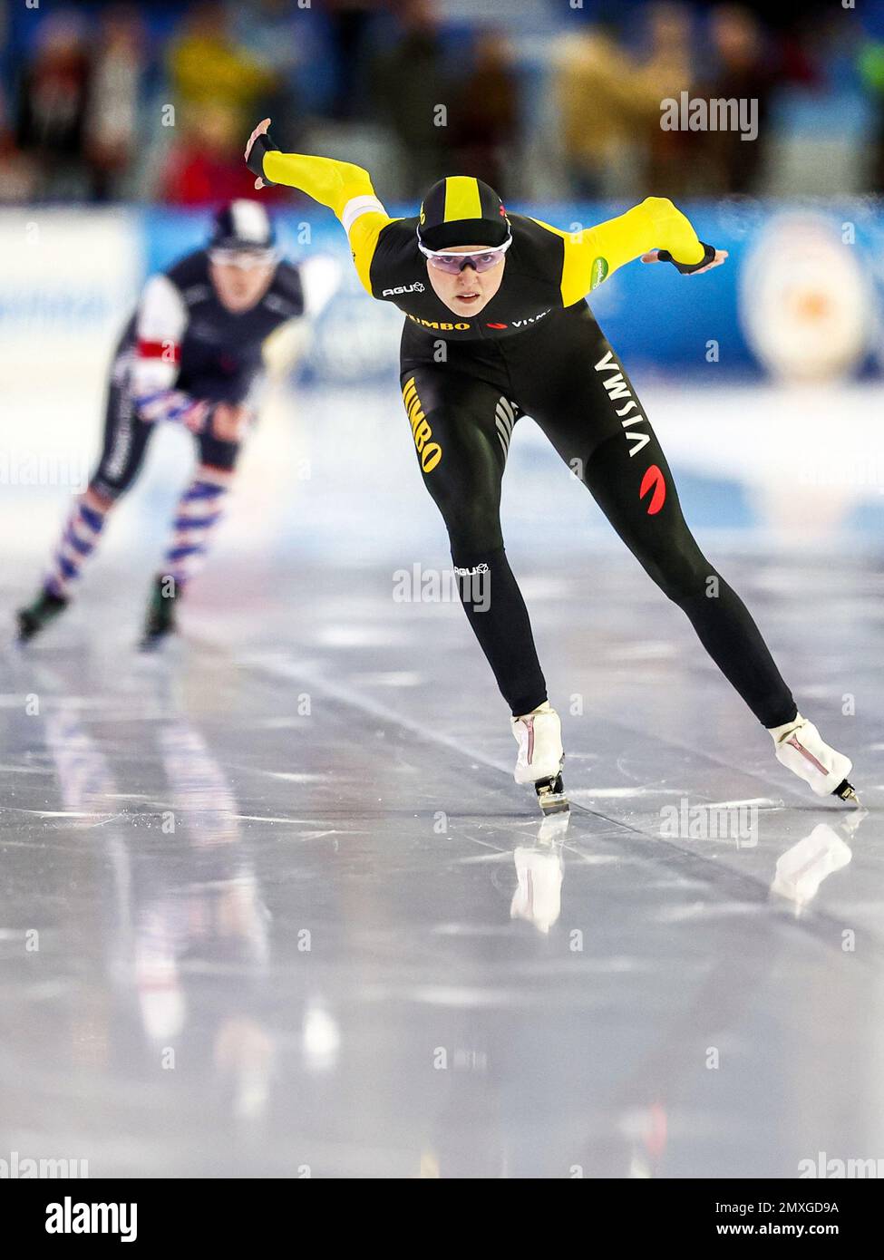 HERENVEEN - Myrthe de Boer in action on the 1,500 meters during the ...