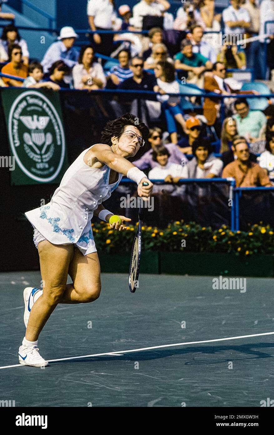 Billy Jean King (USA) competing in the 1982 US Open Tennis Stock Photo ...
