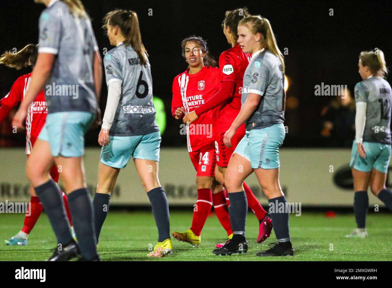 ENSCHEDE, NETHERLANDS - FEBRUARY 3: Naomi Pattiwael of FC Twente is ...