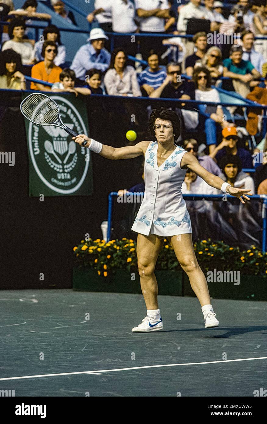 Billy Jean King (USA) competing in the 1982 US Open Tennis Stock Photo ...