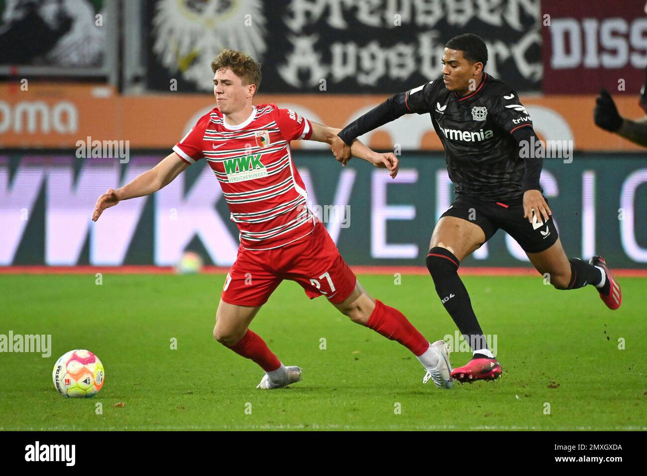 Amine ADLI (Bayer Leverkusen), action, duels versus Arne ENGELS (FC ...