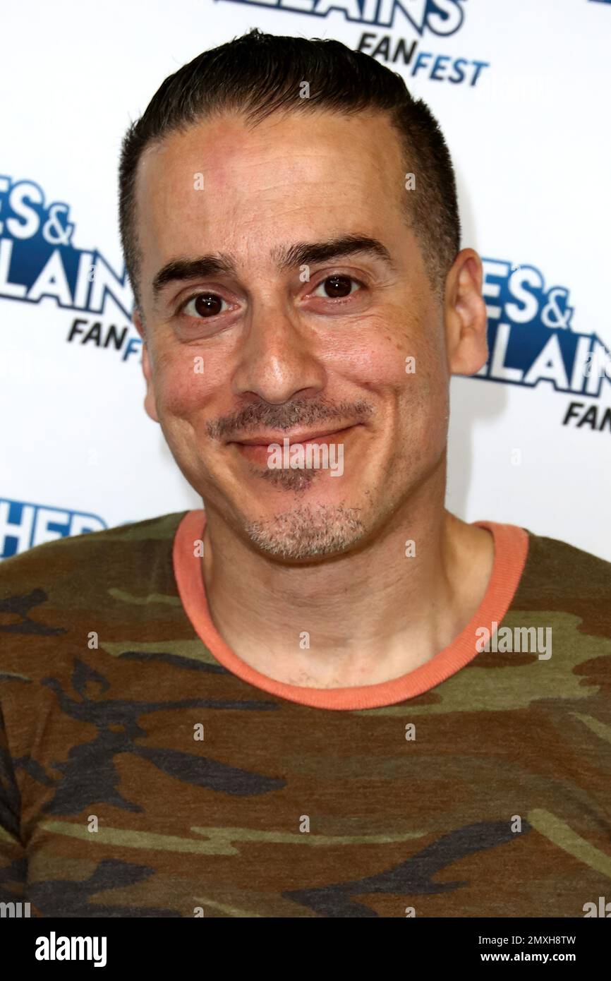 Kirk acevedo arrow hi-res stock photography and images - Alamy