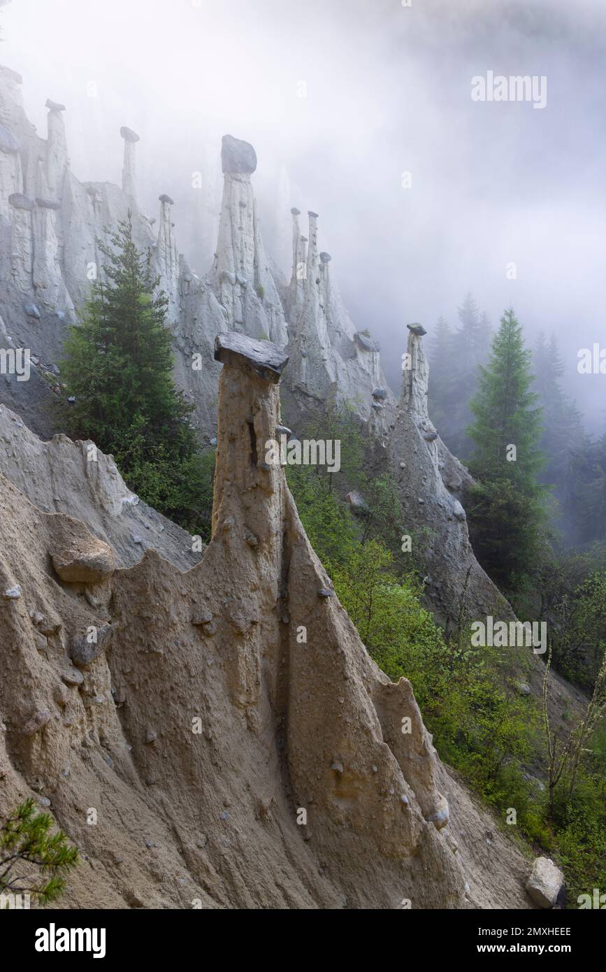 Earth pyramids of Platten (Erdpyramiden - Piramidi di Plata) near ...