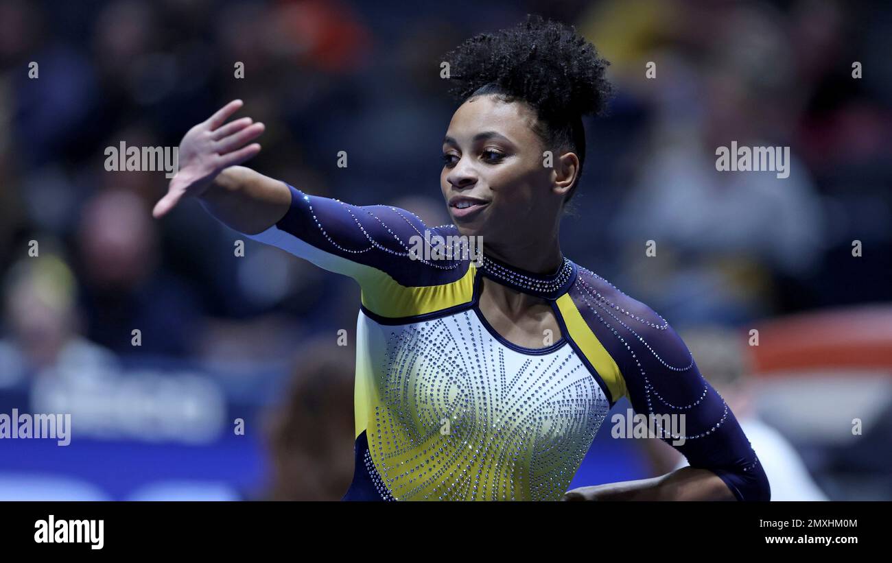 West Virginia's Kendra Combs competes on floor during an NCAA ...