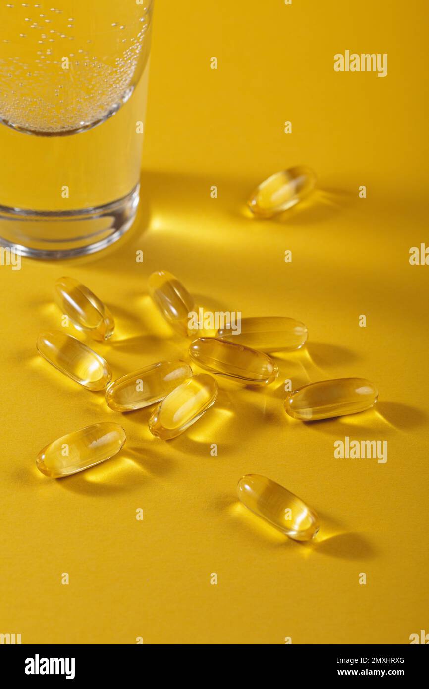 Oil filled capsules of food supplements Stock Photo - Alamy