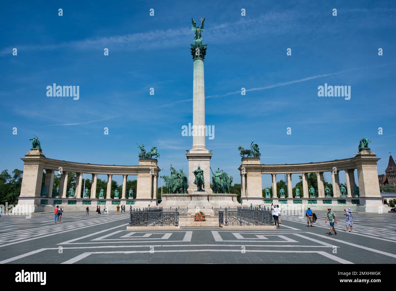 A beautiful view of the magnificent Millennium monument in Hero's ...