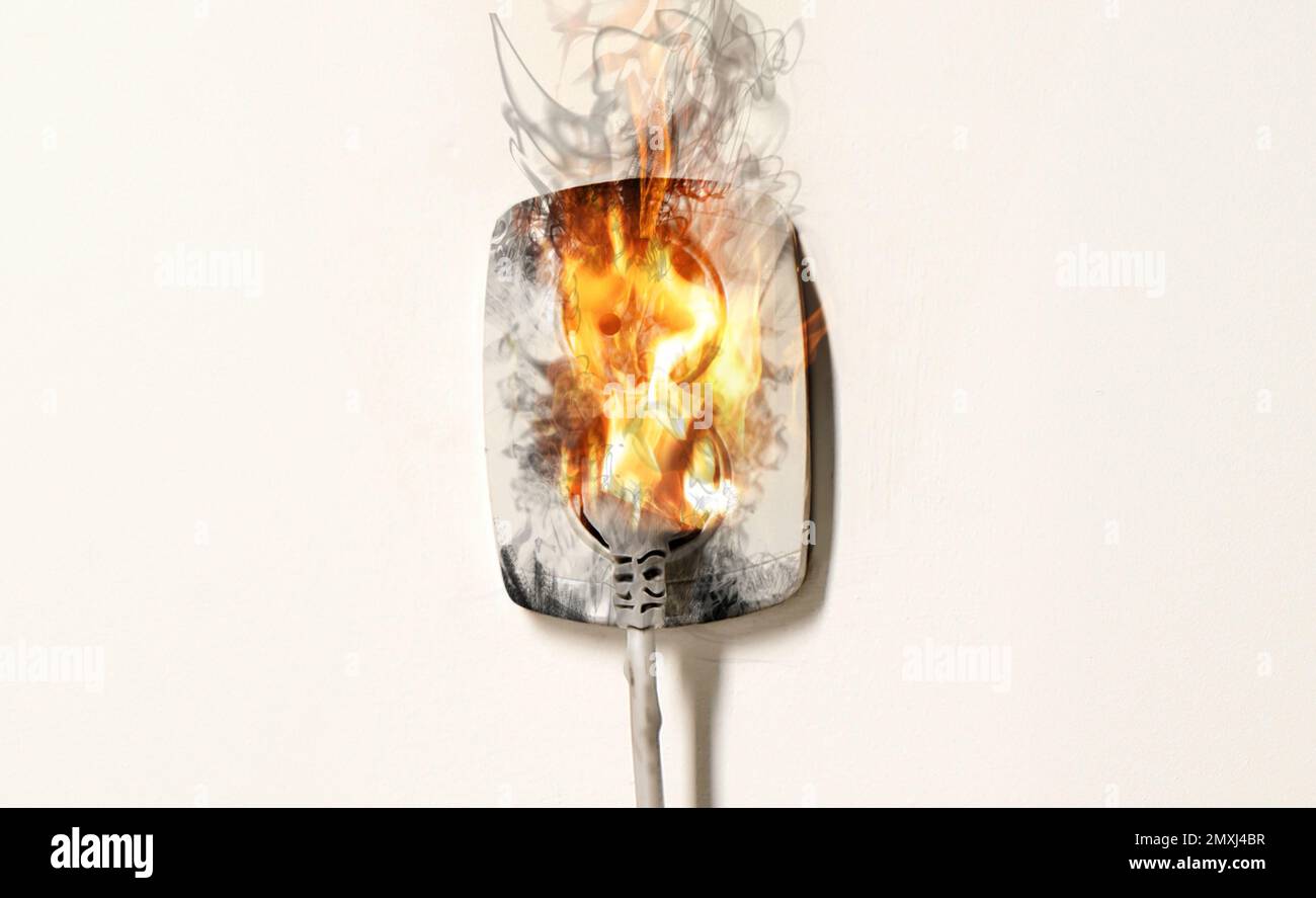 Short circuit hi-res stock photography and images - Alamy