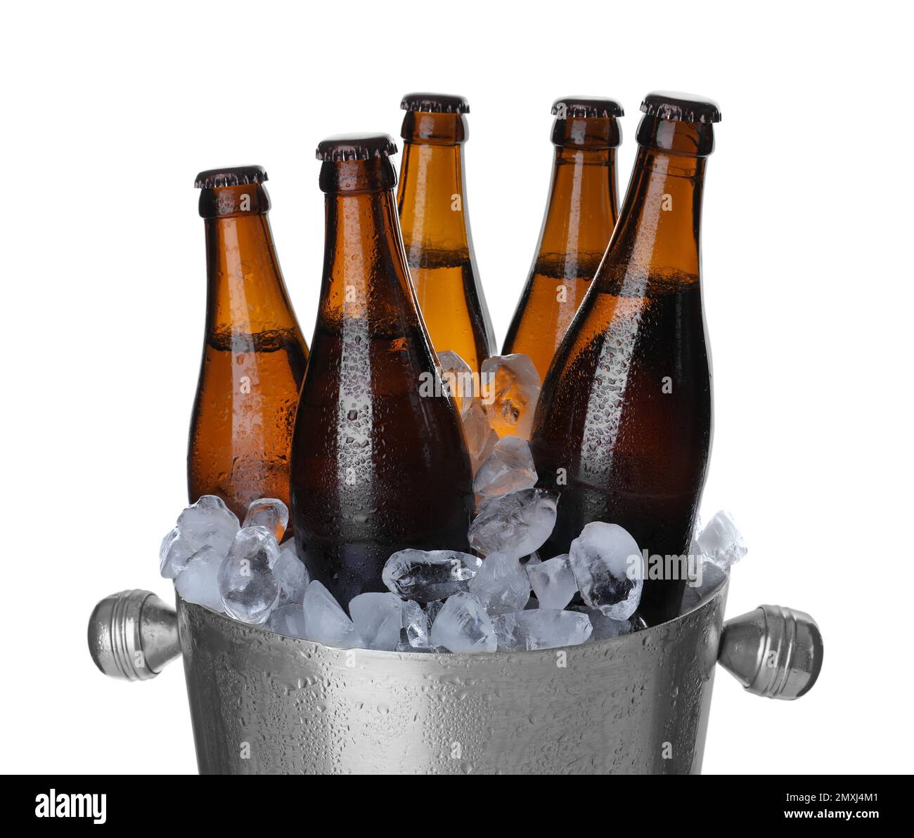 Metal bucket with beer and ice cubes isolated on white Stock Photo - Alamy