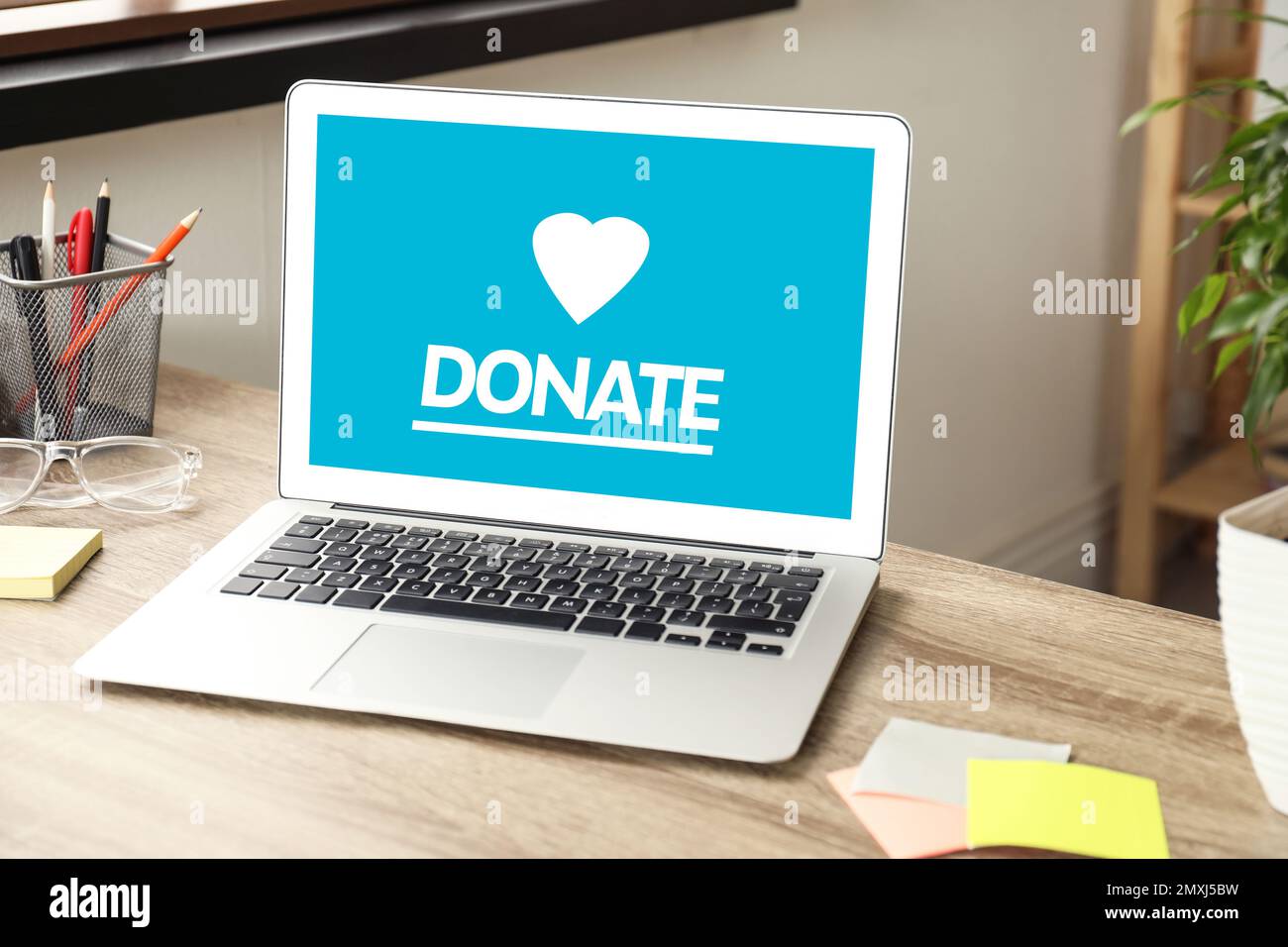 Donate your laptop hi-res stock photography and images - Alamy