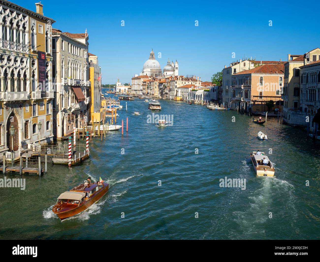 Grand canal basilica di hi-res stock photography and images - Alamy