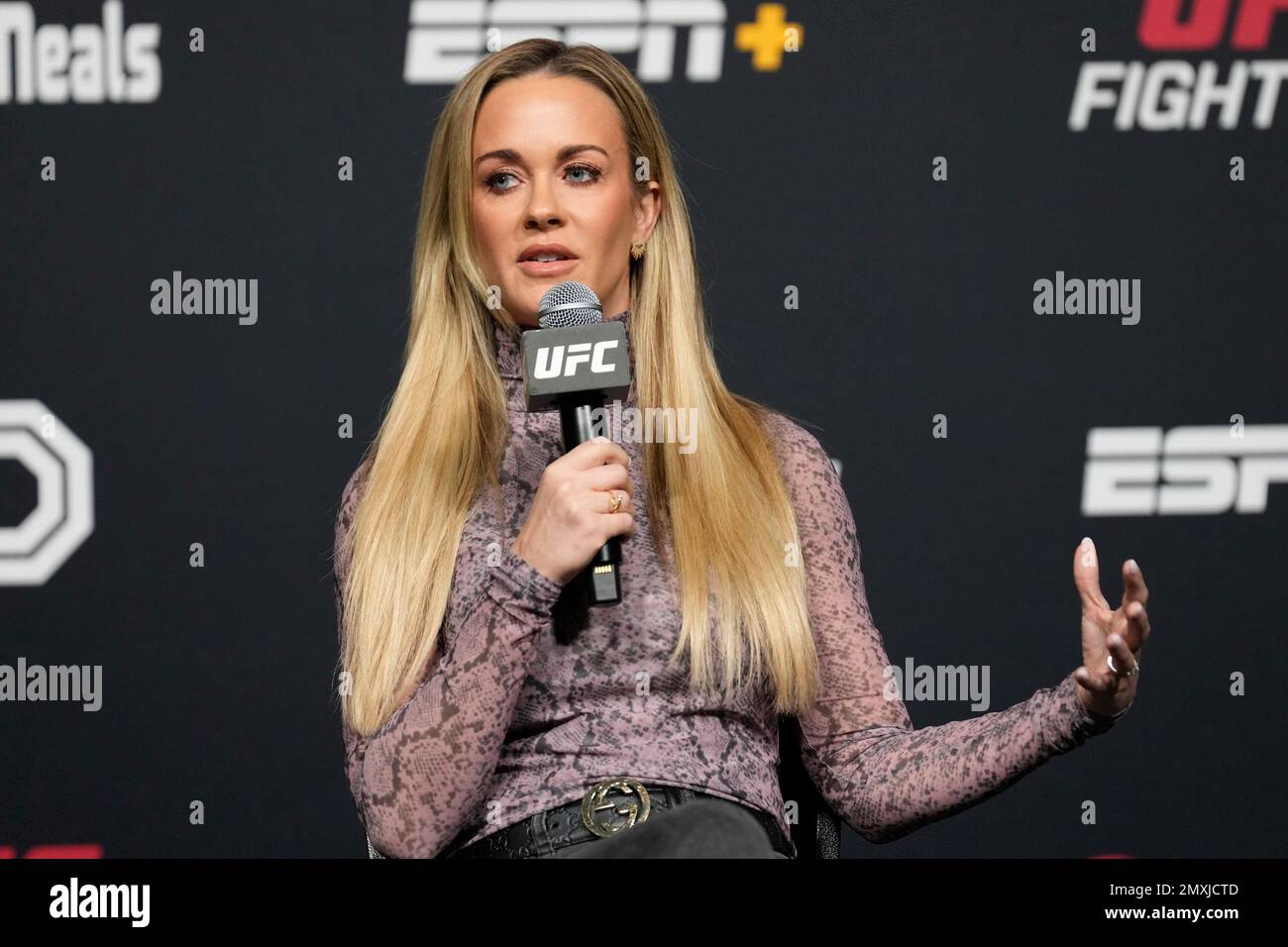 Laura sanko hi-res stock photography and images - Alamy