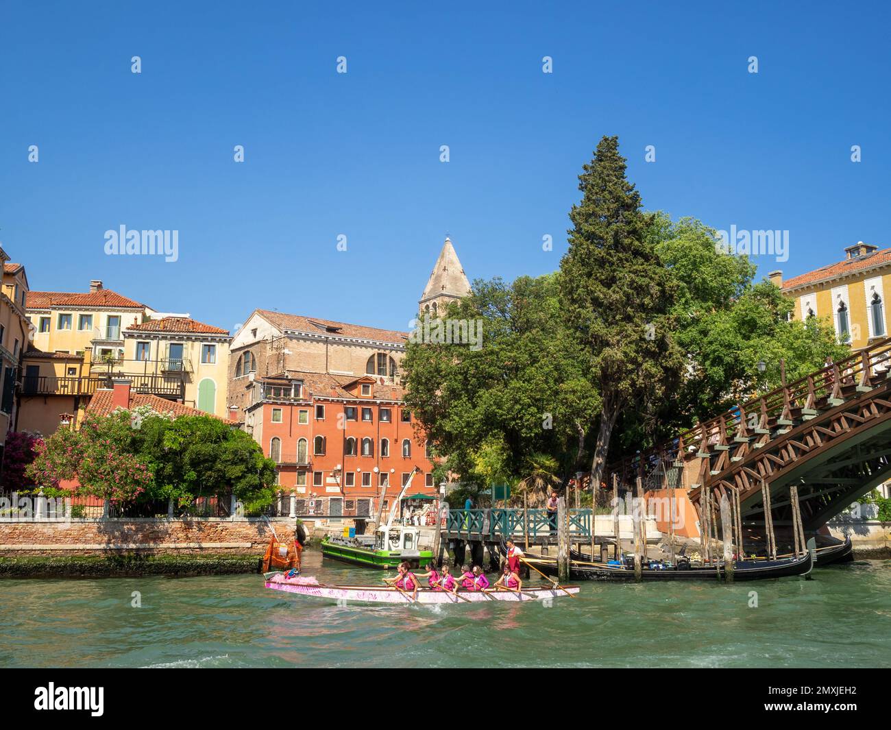 Canoeing the Grand Canal in Venice Stock Photo - Alamy