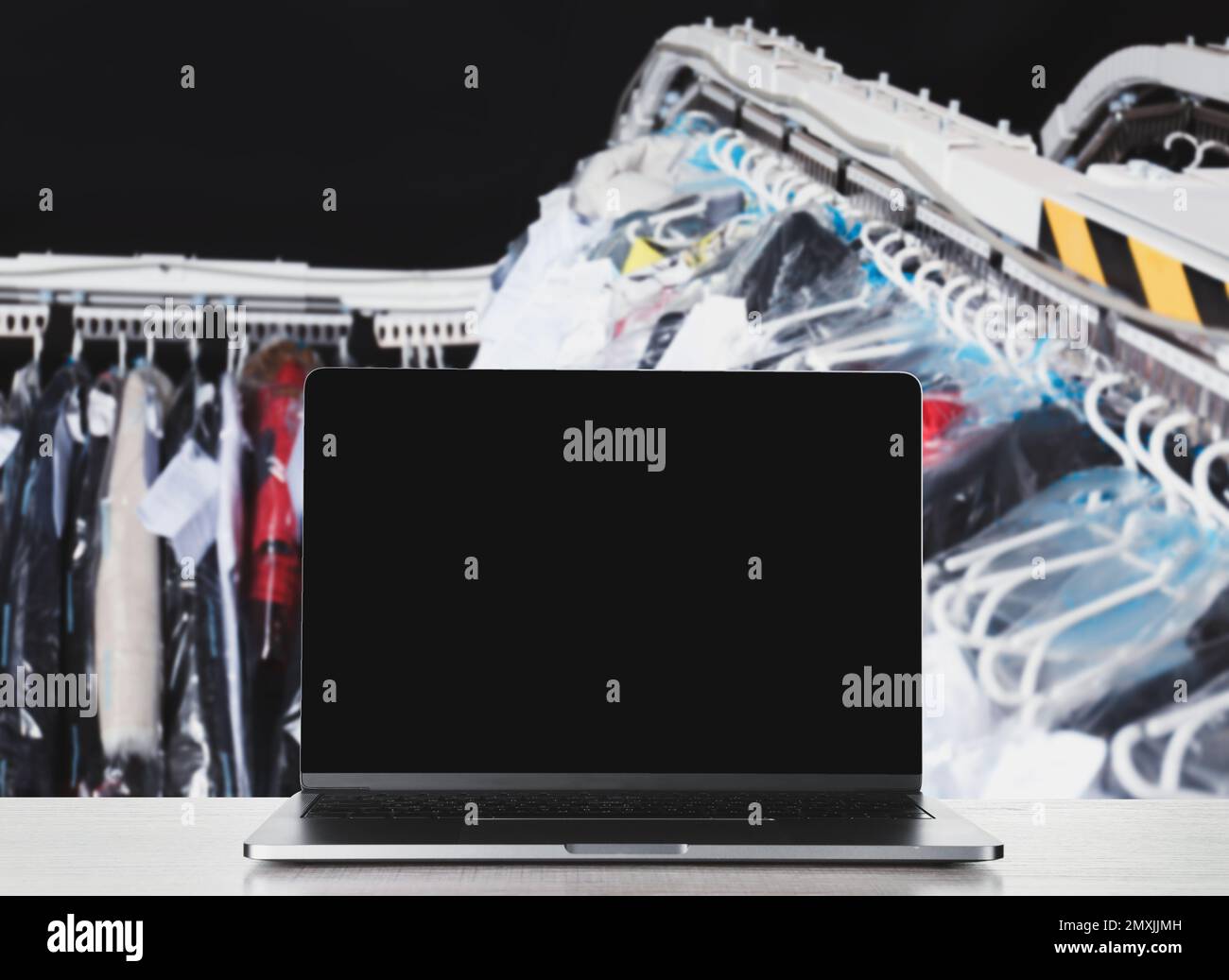 Blank black laundry care hi-res stock photography and images - Alamy