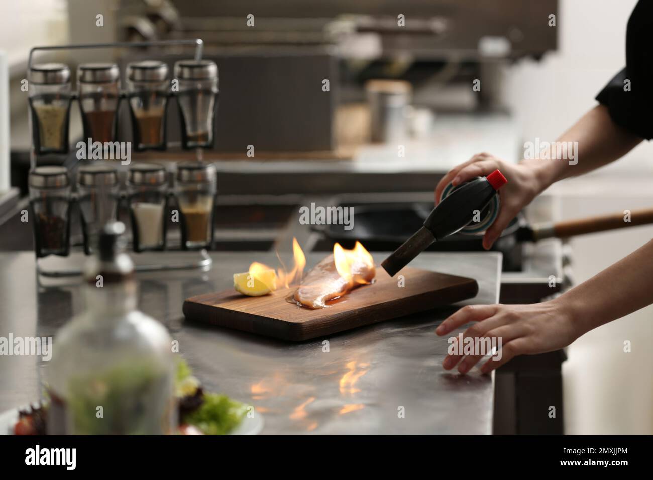 Restaurant flambe table hi-res stock photography and images - Alamy