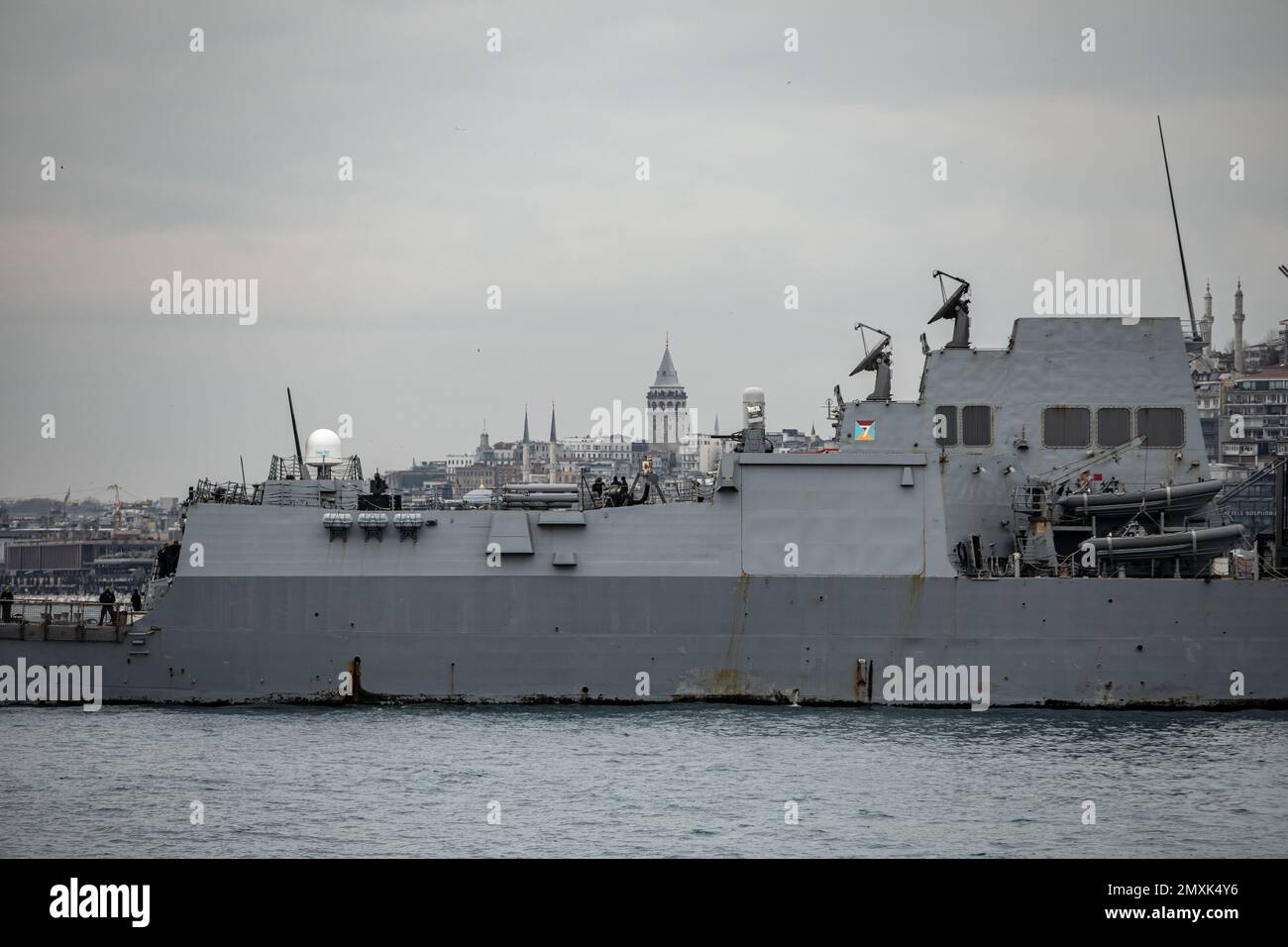 USS Nitze (DDG-94), an Arleigh Burke-class destroyer of U.S. Navy, is ...