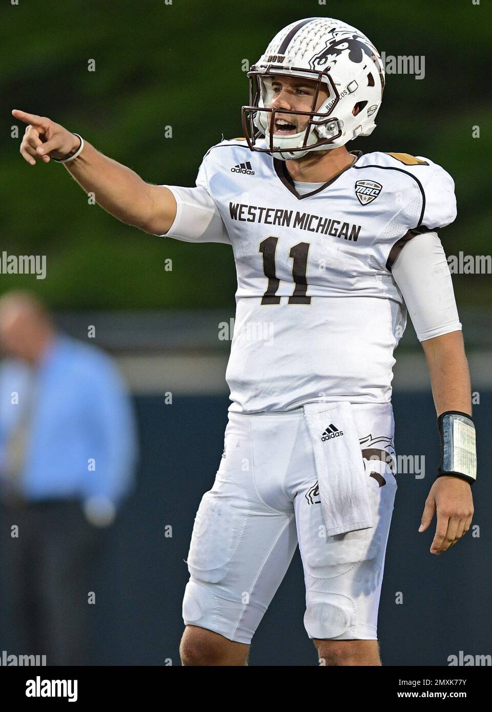 Western Michigan quarterback Zach Terrell points during the fourth ...
