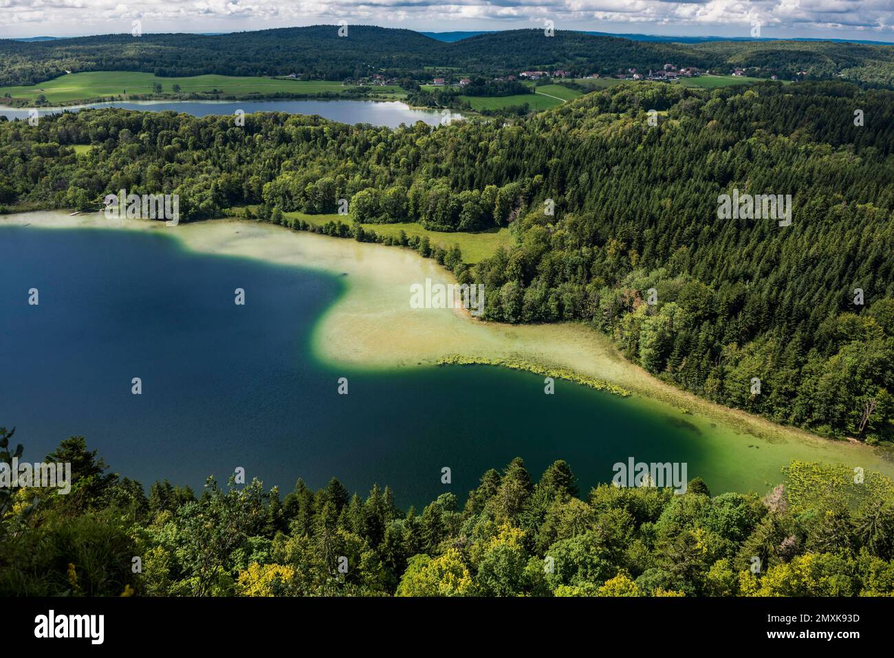 lake scenery, Lac d Ilay, Champagnole, Jura Department, Bourgogne ...