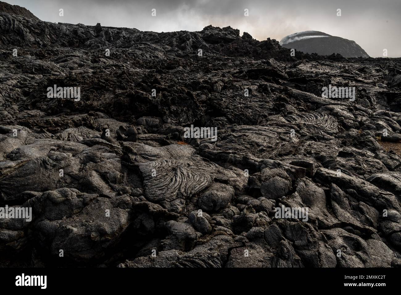 Cooled lava flows, active crater Crater, Fagradalsfjall mesa volcano ...