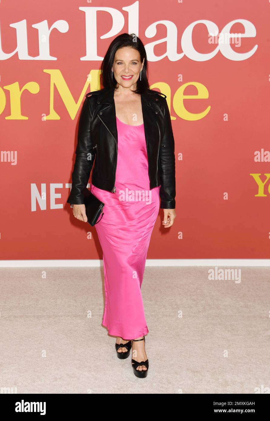 LOS ANGELES, CALIFORNIA - FEBRUARY 02: Meredith Salenger attends the ...