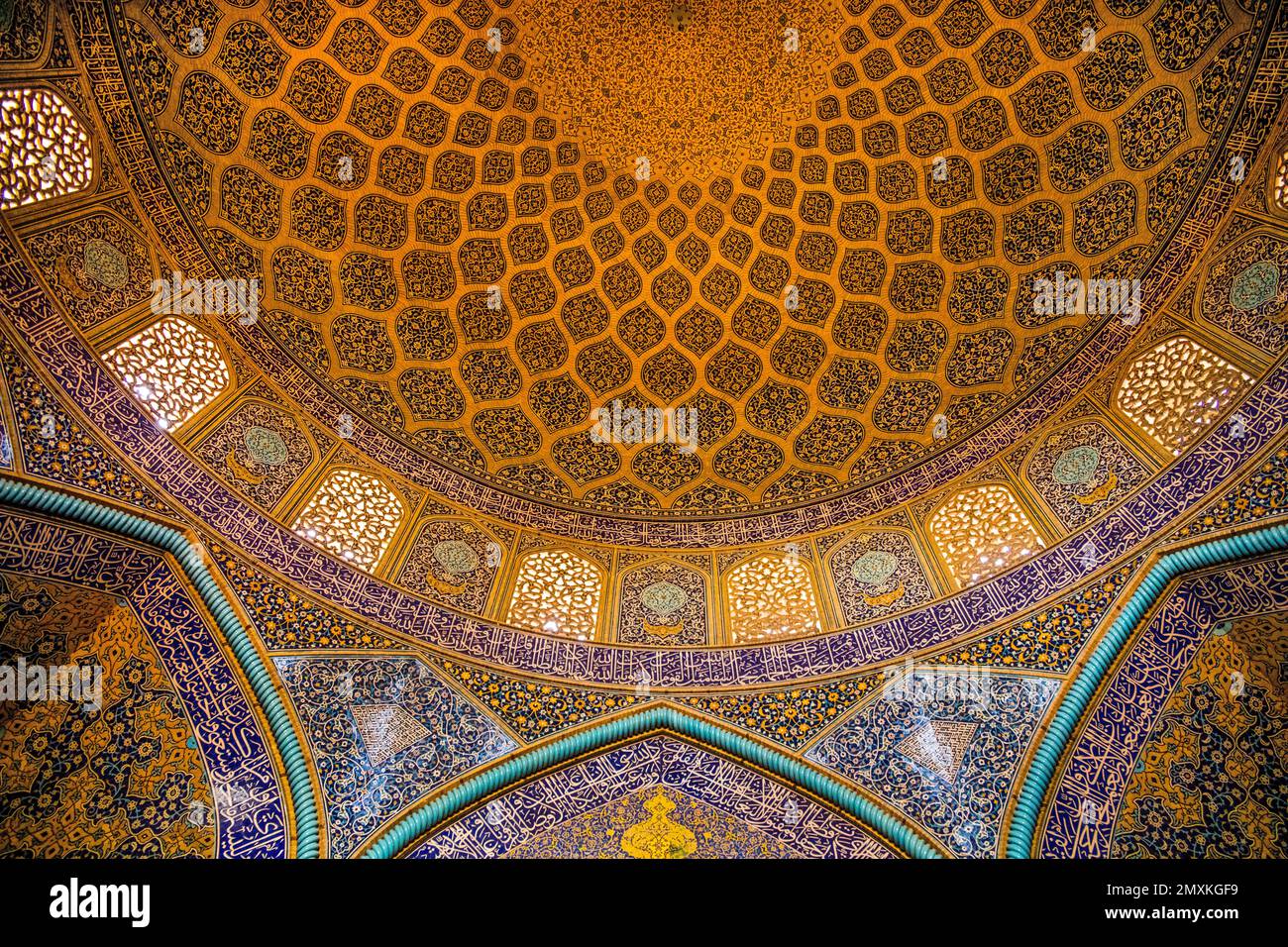 Dome, Shaikh Lotfullah Mosque, Isfahan, Isfahan, Iran, Asia Stock Photo ...