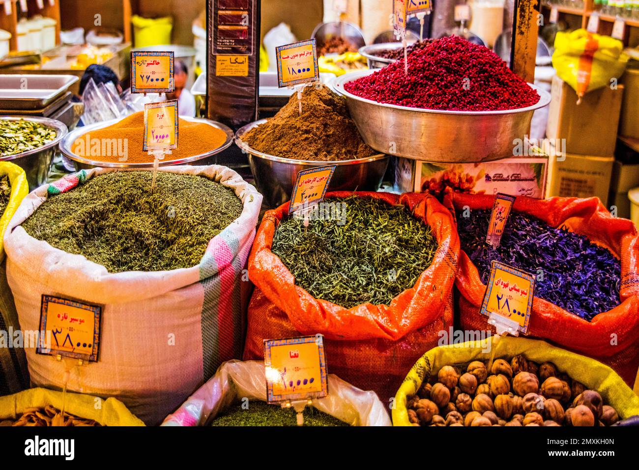 Bazaar stalls hi-res stock photography and images - Alamy