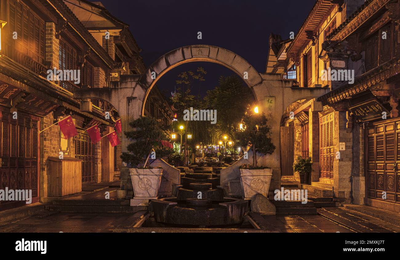 Foreigner street dali hi-res stock photography and images - Alamy