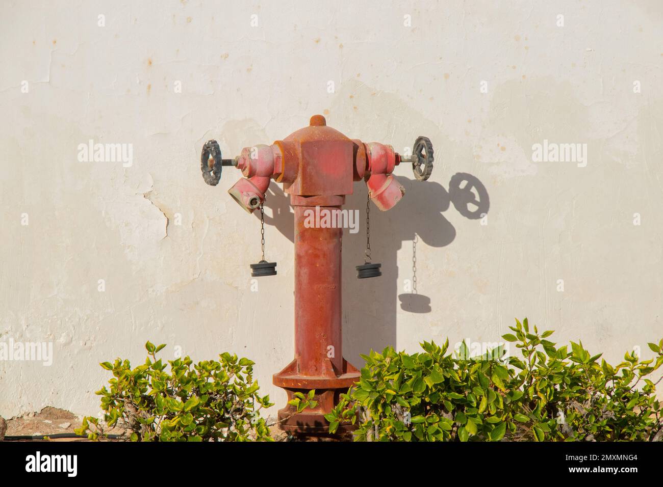Red white fire emergency hi-res stock photography and images - Alamy